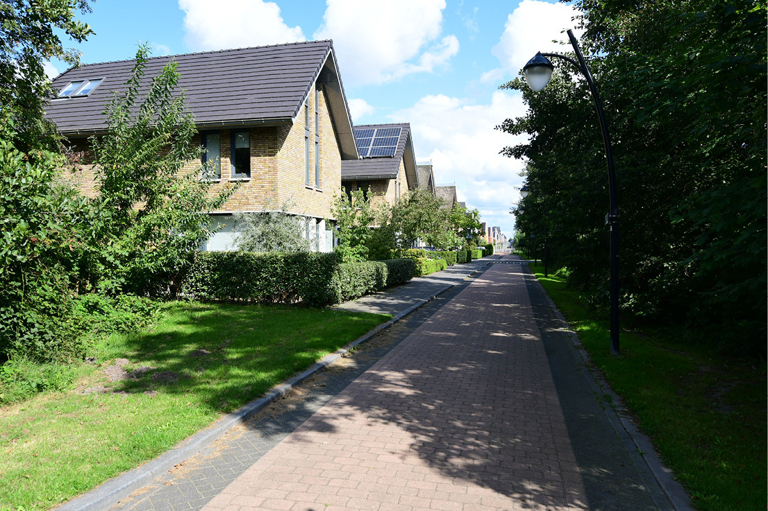 Amersfoort Vathorst De Velden I JAN BLOEMENDAL ARCHITECTEN Amersfoort Vathorst De Velden I JAN BLOEMENDAL ARCHITECTEN